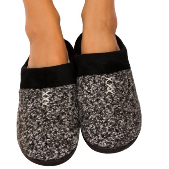 isotoner | Shoes | Nwt Isotoner Womens Heathered Knit Jessie Clog ...